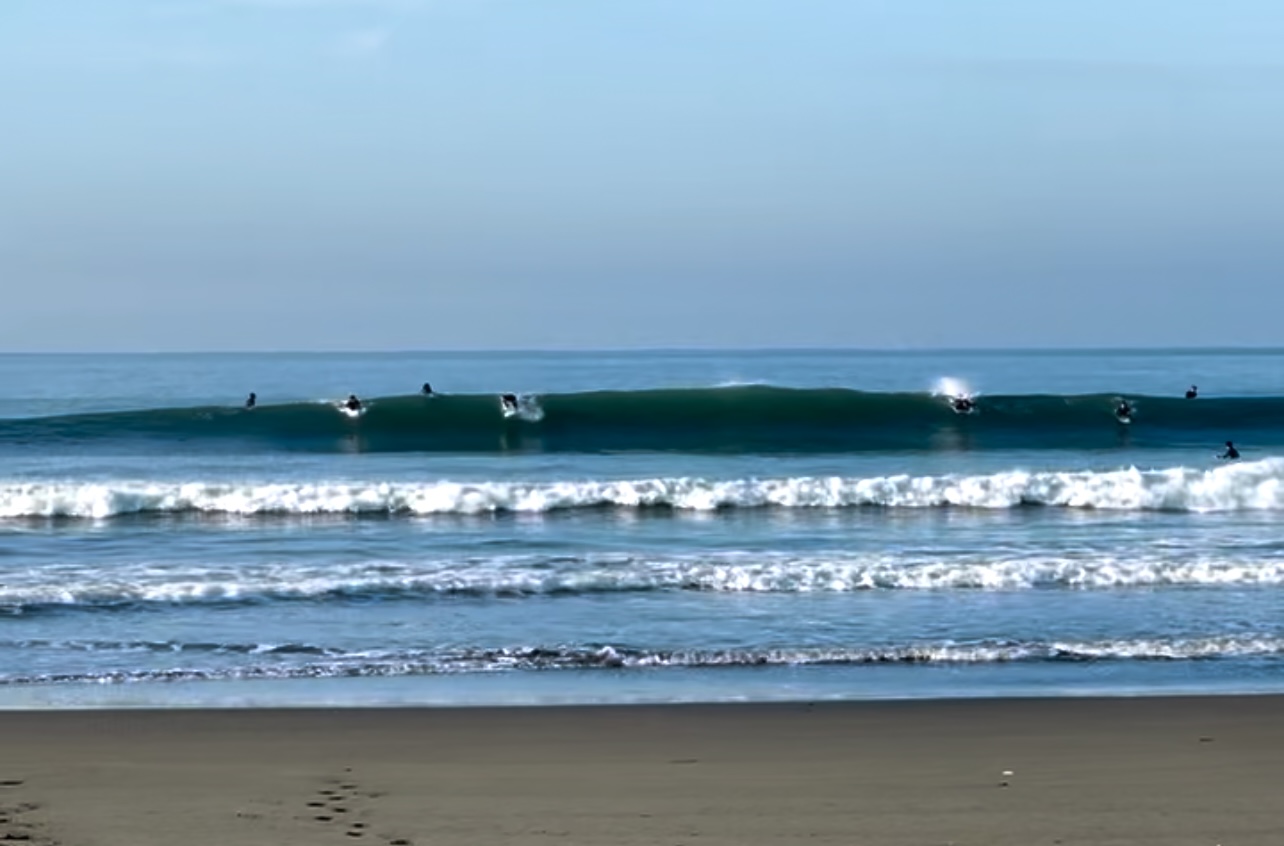 URBAN BLUE / Keep Surfing ?? - REGROOVE